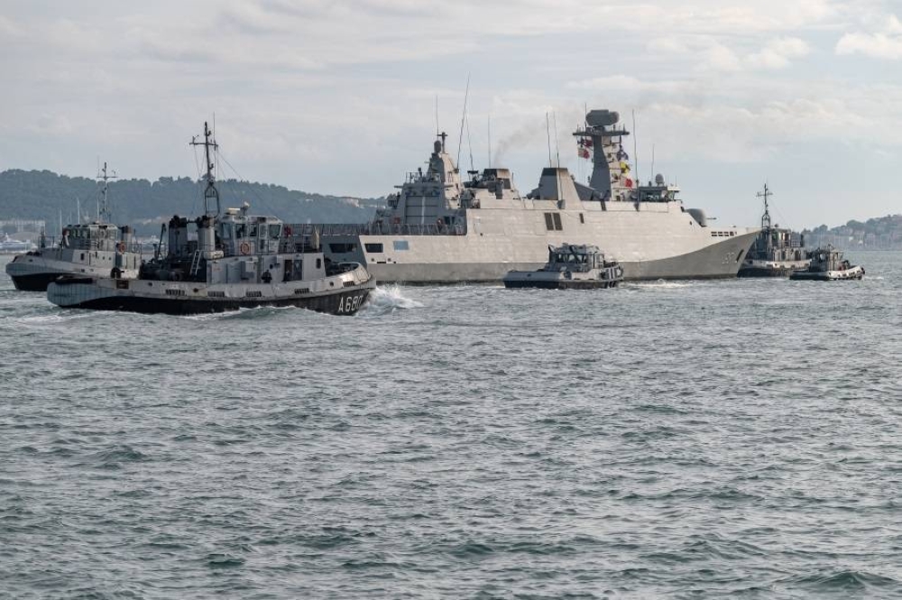 Dakhla: Une Frégate de la Marine Royale intercepte un navire suspect ...