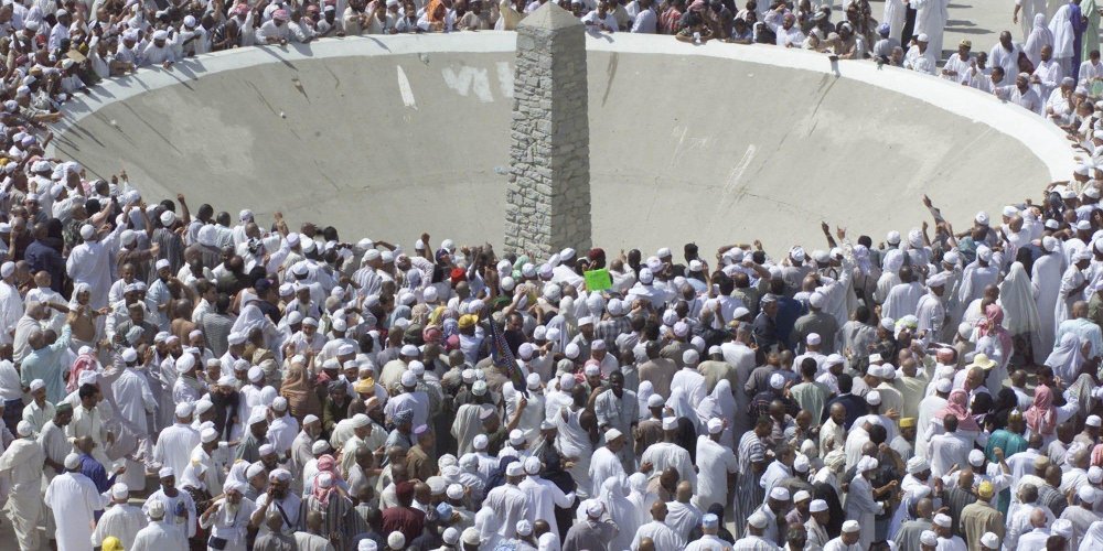 Hajj 2025 : les pèlerins entament le rituel de 'Jamrat Al-Aqaba' à Mina ...