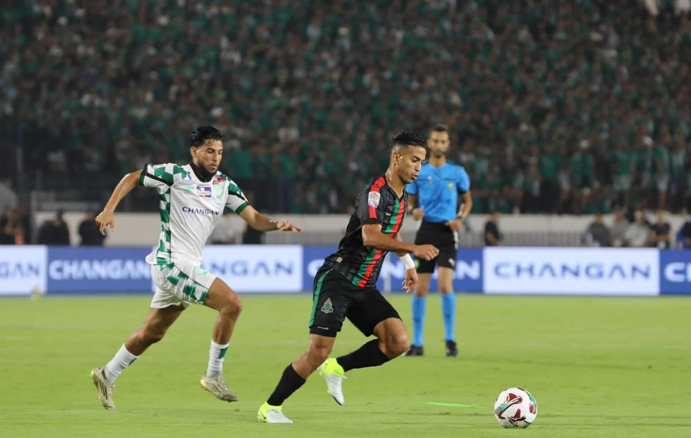 Botola : Le premier Clasico Raja-AS FAR de la saison sans vainqueur ...